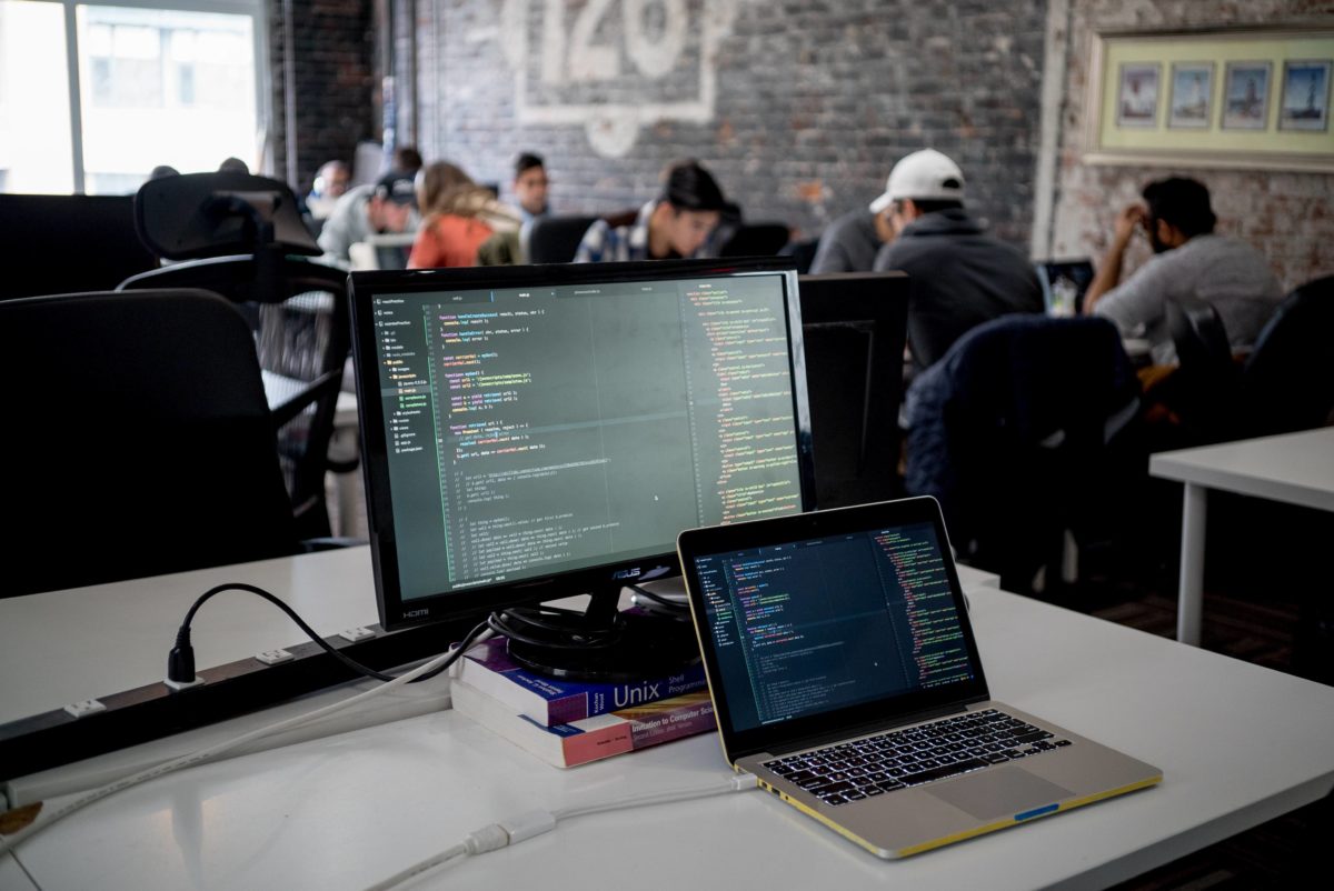 Who Is a Full Stack Developer? A Detailed Guide - Designveloper